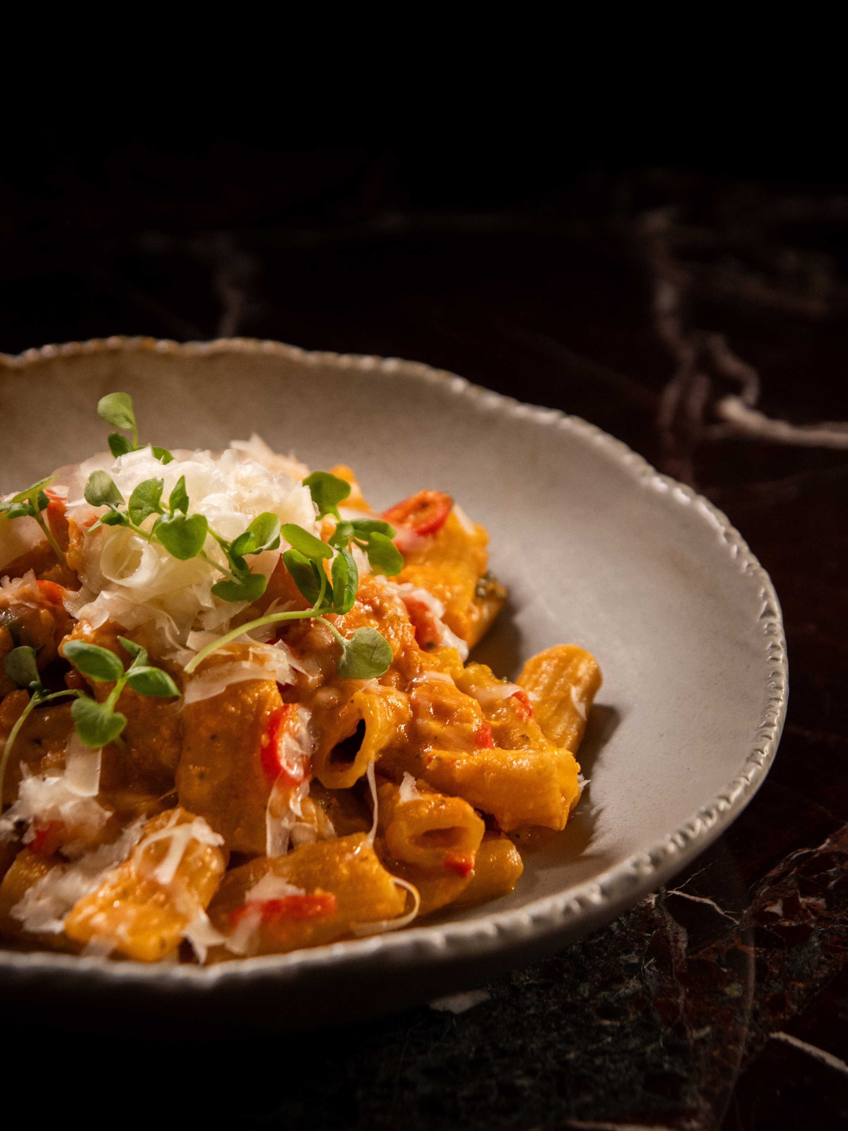 8 best bars for before or after a big Blue Jays win | Foodism CA